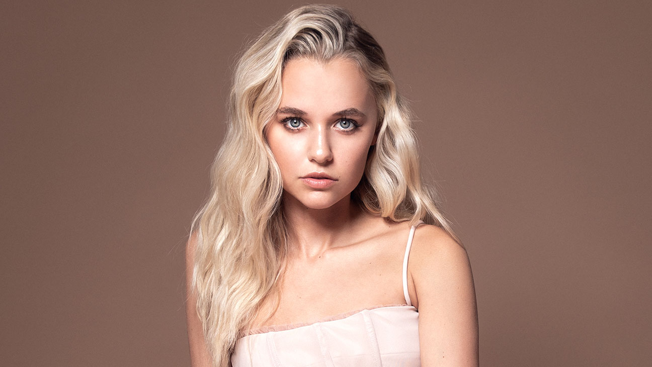 Madison Iseman Age, Net Worth, Movies & More