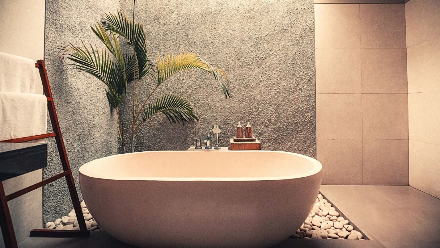 7 Different Types Of Bathtubs In A Bathroom
