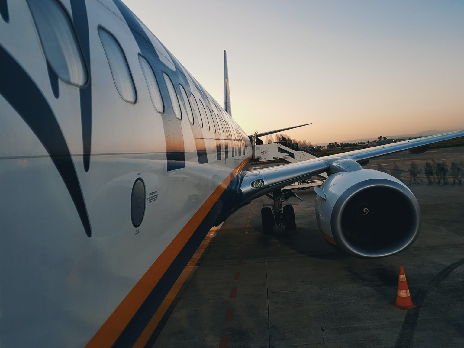 Staying Comfortable On A Long Flight When You Have Mobility Issues