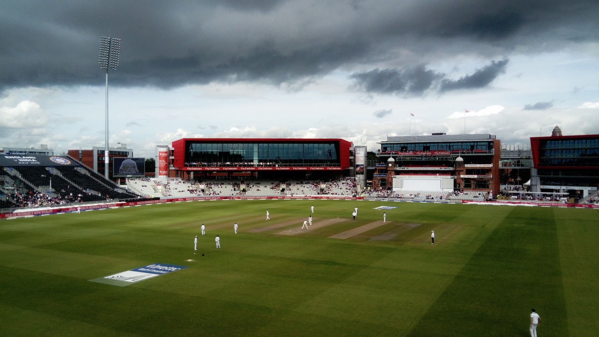 Cricket Records: 10 Achievements That Stand the Test of Time